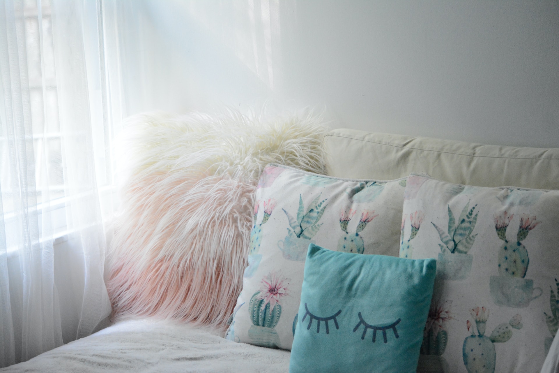 Ideas para decorar cuarto del bebé con espuma a medida barata - Las ...